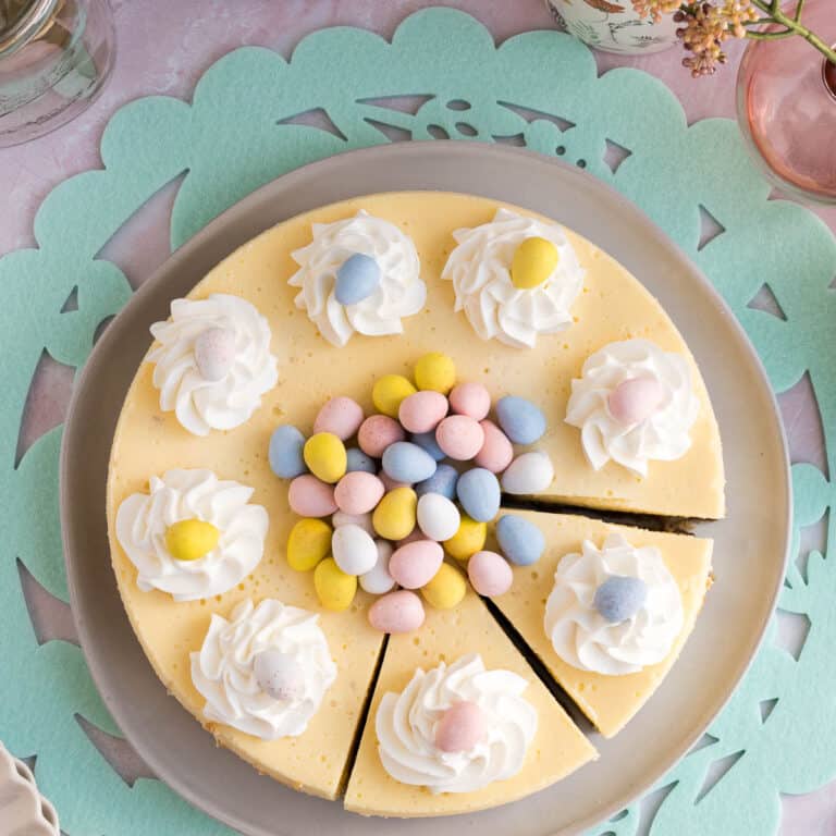 Easter Egg Cheesecake | The Marble Kitchen